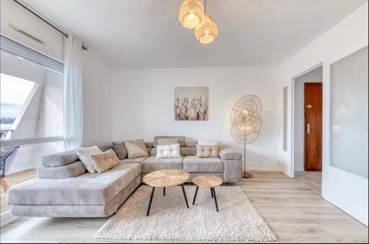 Superbe T3 | Central | Terrasse | Vue Panoramique - Villeurbanne