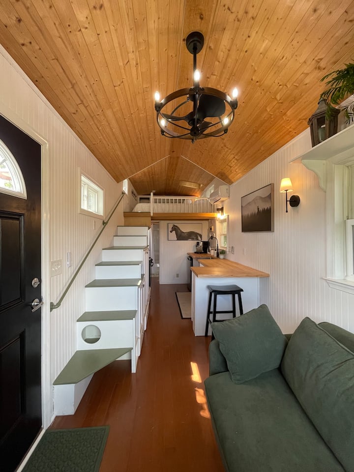 Farm Stay In A Luxury Tiny Home With Hot Tub - Shenandoah National Park