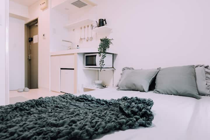 Loft Minimaliste Namba + Studio & Gym 24h/24 - Osaka