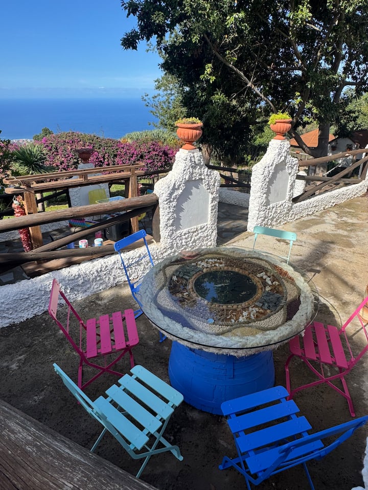 Finca El Oasis: Eco Retreat For Adventurers - La Orotava