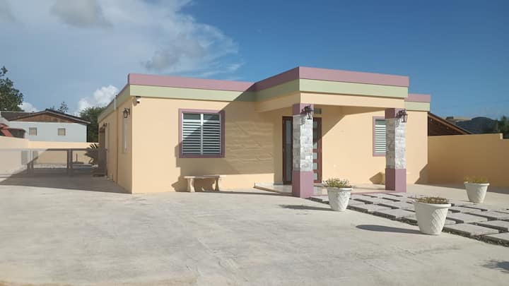 Spacious 3br W/pool +Outdoor Kitchen - Lajas