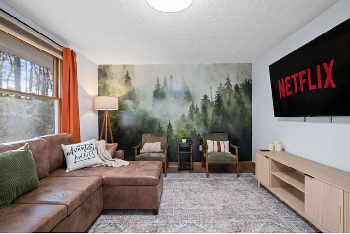 Home For 12 Hot Tub Poker & Game Room 9 Min Nrg - Hilltop, WV