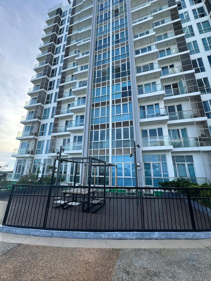 3js Cozy Seaview Condo / Mactan Newtown Beach - Lapu-Lapu City