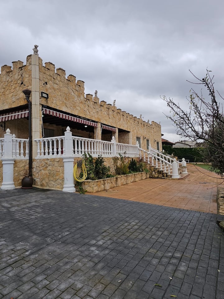 Castle Valmoral - Burgos