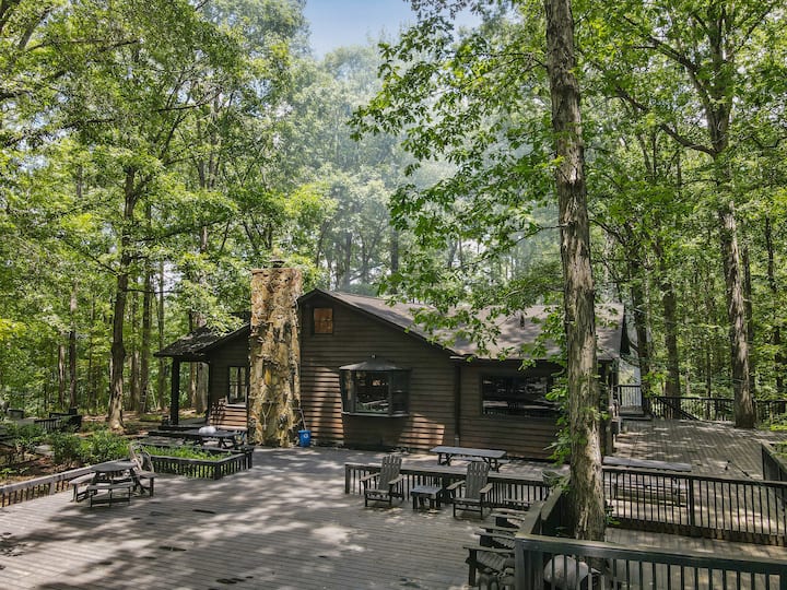 The Cabin House Retreat - Stockbridge, GA
