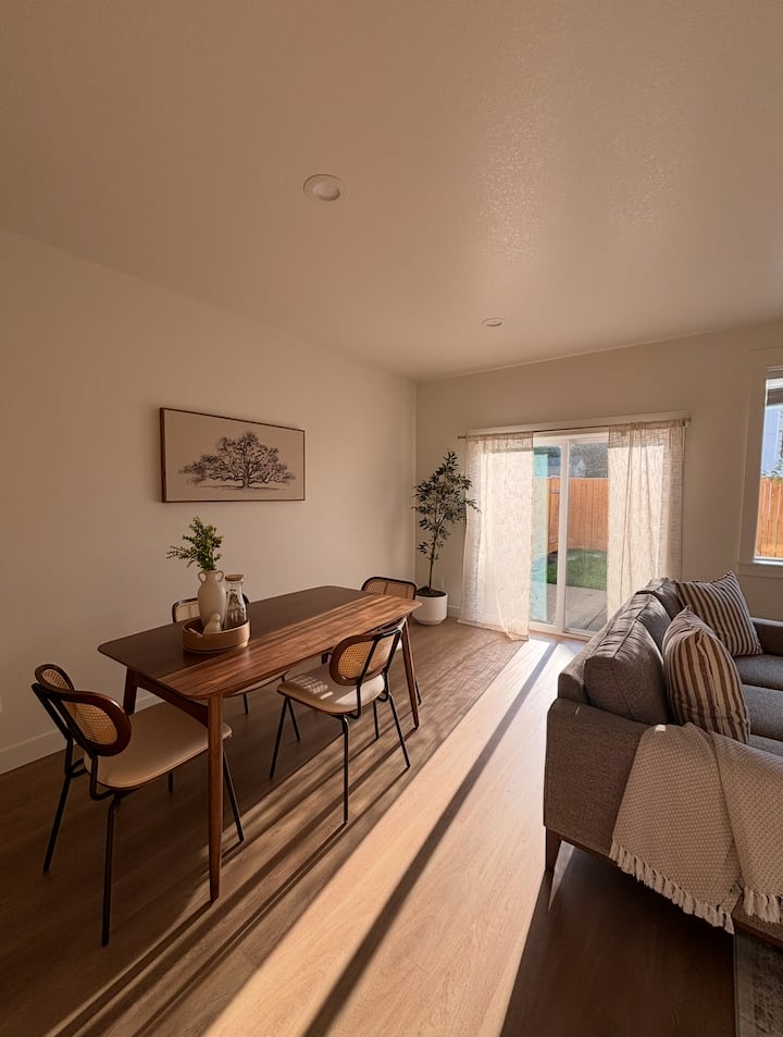 Luxury New Home In Salem Or - Salem, OR