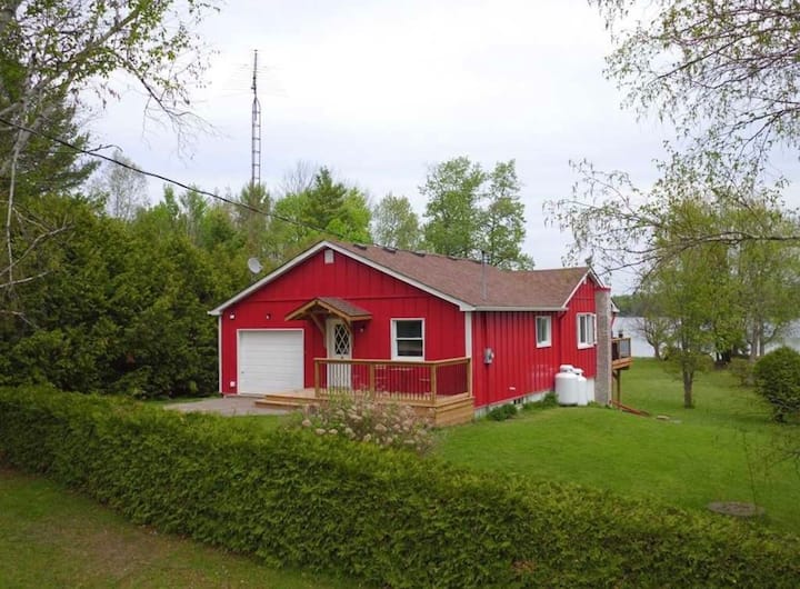 Little Red-big Memories - Kawartha Lakes