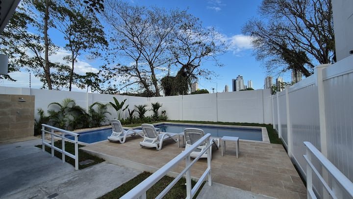 Apartamento En Exclusivo Conjunto Empresarial - Panama