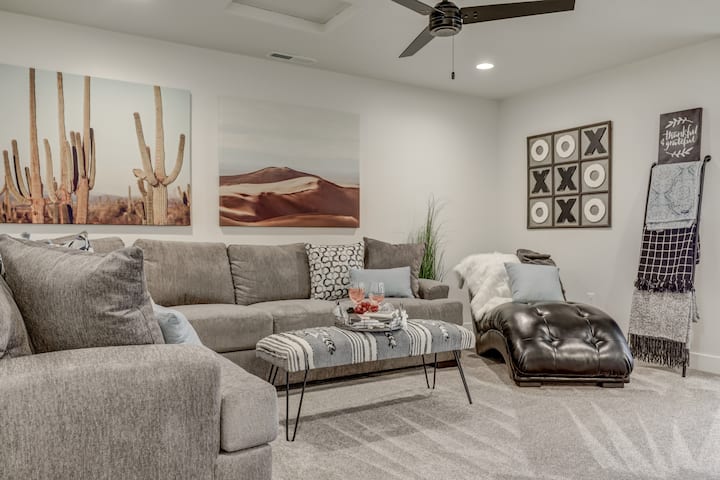 Heated Pool + Private Hot Tub Retreat - St. George