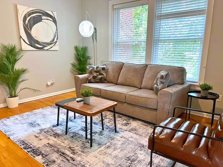 Modern City Vibes | 1br Stay - Edgewater - Chicago