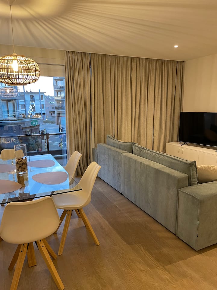 4p Appartement Aan De Kust - Koksijde