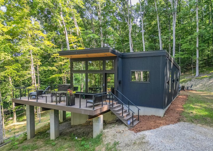 Modern, Scandi Style, Forest Retreat. The Hemwood - Nashville, IN