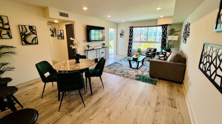 2-br Century City W Parking, W/d - Santa Monica, CA