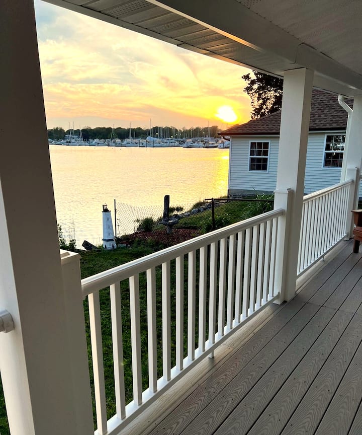 Waterfront Escape - Warwick Cove - Warwick, RI