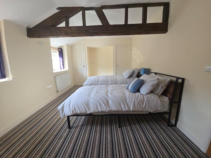 Unicorn Hotel Cozy Twin - Llanidloes