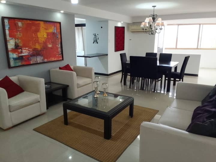 Cómodo, Amplio Y Privado Apartamento, Zona Norte - Venezuela