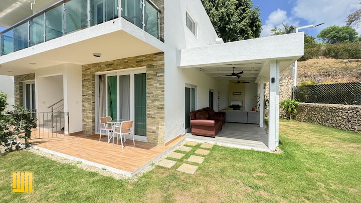 Nova Napoles - Sosúa