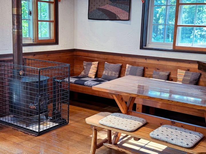 Ringo Lodge Hakuba | Triple Room W/ Private Toilet - Hakuba