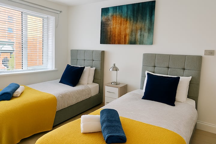 Flexihub Watford|near Potter Studio & London Links - Watford