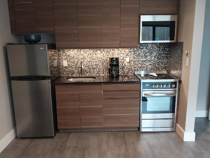 Downtown Studio Gem - Lincoln, NE