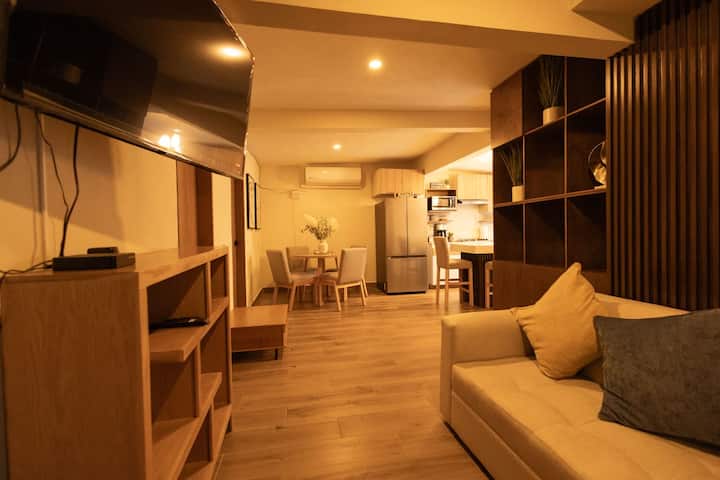 Cómoda Estancia En La Ciudad. - Guadalajara