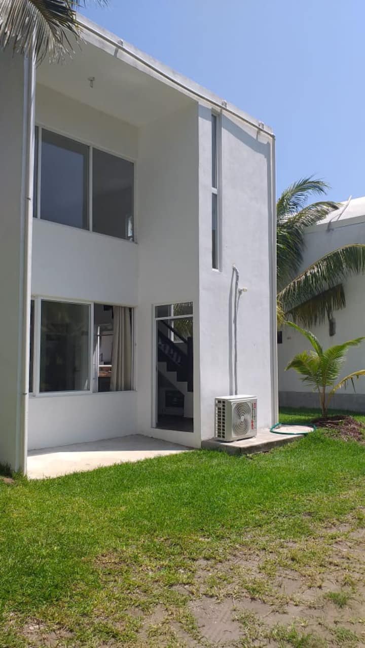 Residencia De Descanso En Playa - Costa Esmeralda