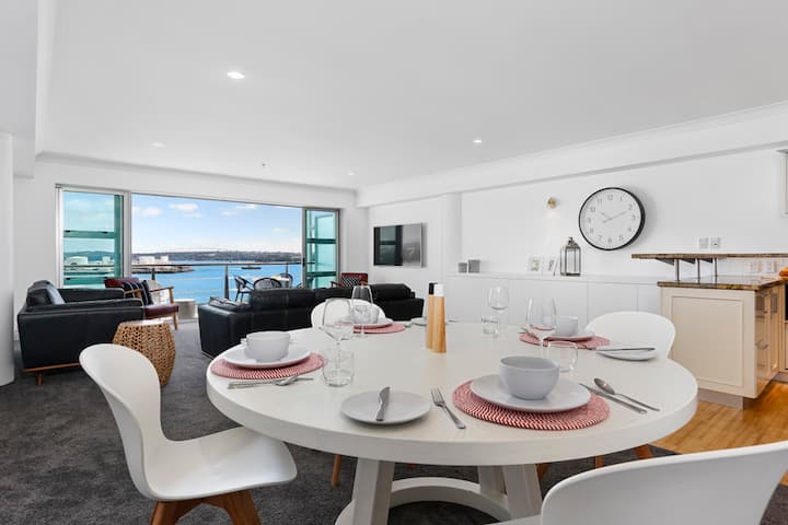 Qv Stays Harbourfront Escape - Auckland