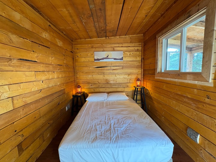 Knotty Pine Camp - Cabin #10 - Hinton