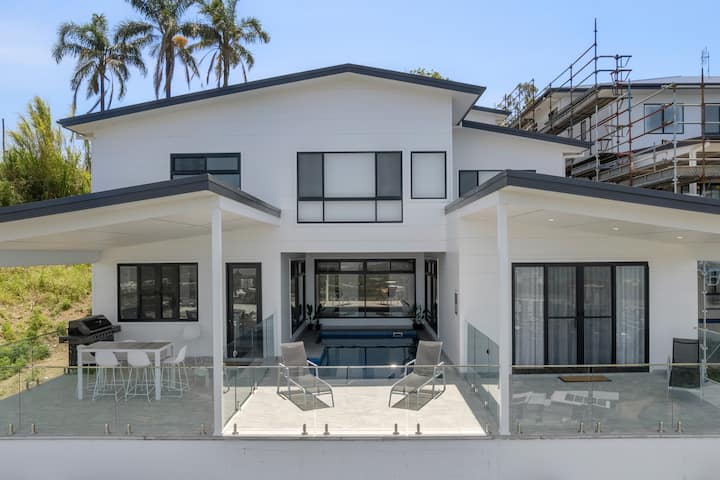 Opulence On Pinnacle - Coffs Harbour