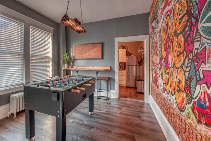 Riverfront 1br Steampunk Loft W/ River Views - Harrisburg, PA