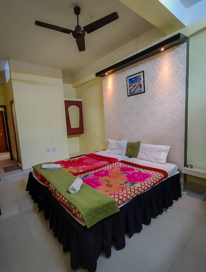 Centrally Located Guest House At Golaghat Town - Golaghat