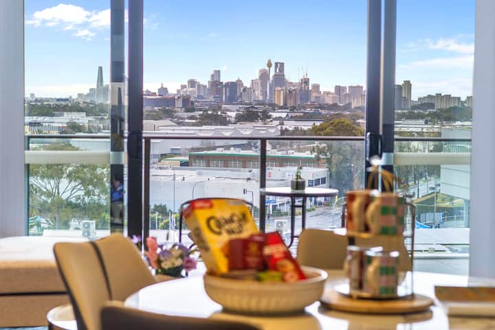 Stunning City Views | Spacious 3br Apt | Mascot - Sydney