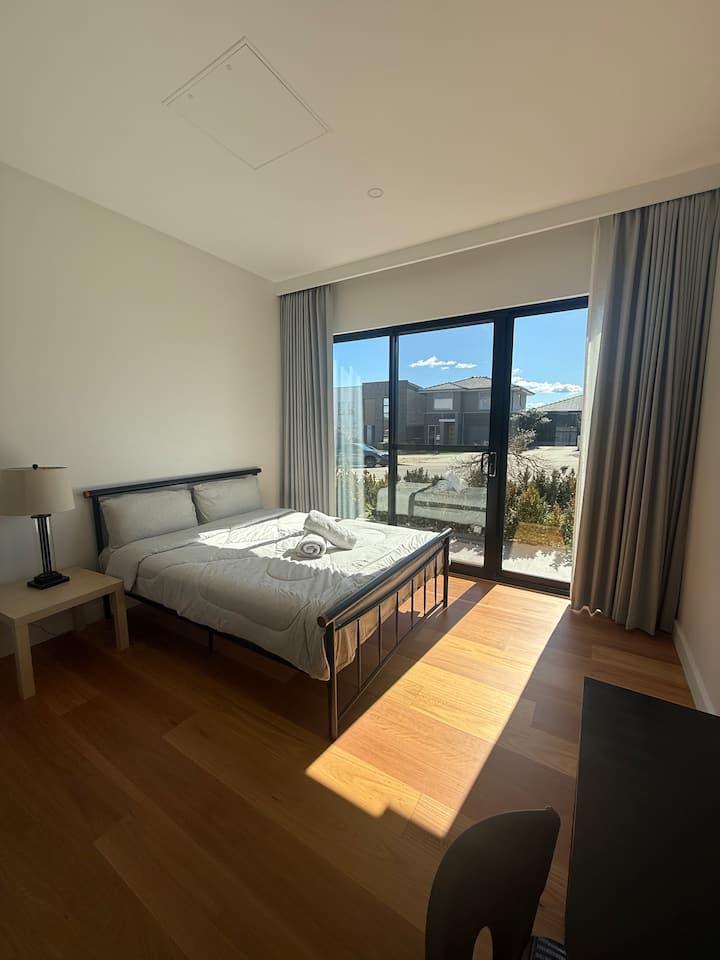 Throsby 独立Studio出租 - Canberra