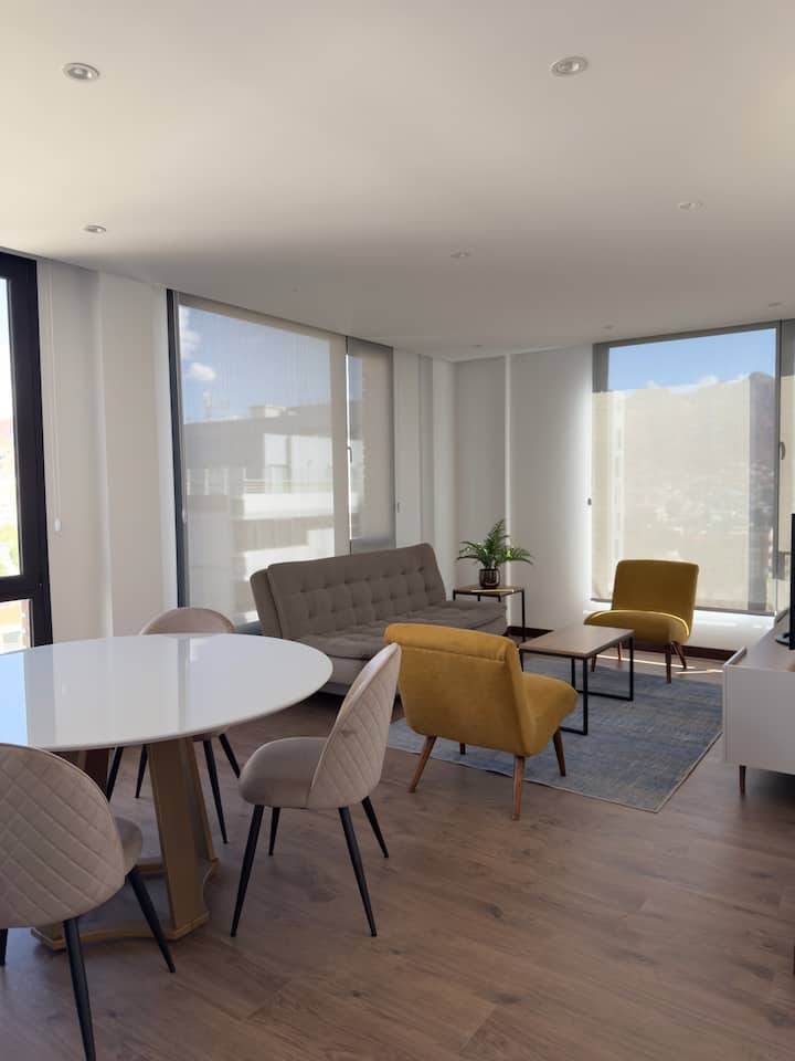 Moderno Departamento En Calacoto - La Paz