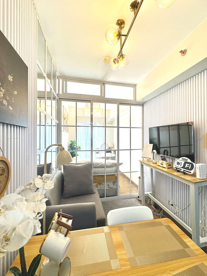 3 Double Beds | Modern 2br Staycation Near Sm - Parañaque