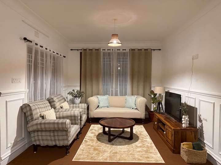 Balmere House, (200mts From Ooty Botanical Garden) - 우다가만달람