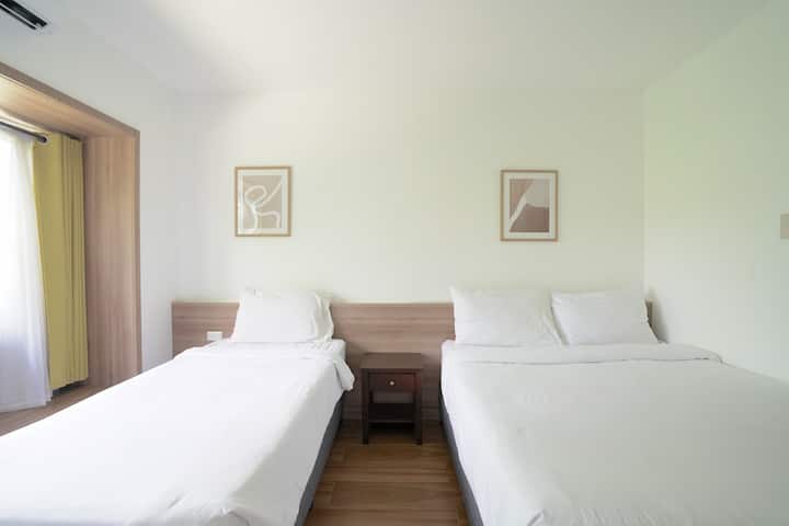 Cozy Family Room For 3 Pax In Manolo Fortich - Manolo Fortich