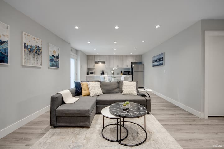 Spacious 1br Suite Near Capilano Bridge & Trails - ノースバンクーバー