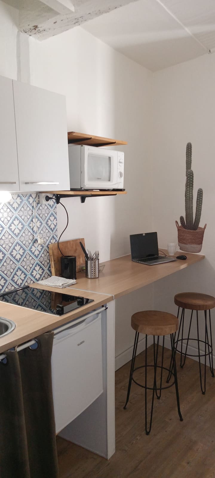 Charmant Studio Proche éGlise Saint-roch - Montpellier