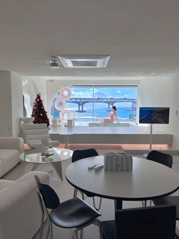 [신축특가]  광안대교뷰인생샷•여운•최대6인감성숙소• 자쿠지무료 • 웰컴와인 •간단조식제공 - Busan