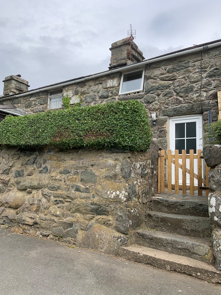 Cottage, Seaview, Quaint & Comfy - Barmouth