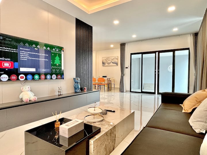 邻家小墅C3泳池别墅，近芭提雅海滩、市中心、唐人街、知名酒吧 - Pattaya