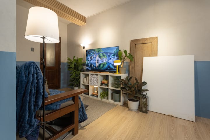 Spacious Modern 2br Villa With Jacuzzi And Garden - Vigan