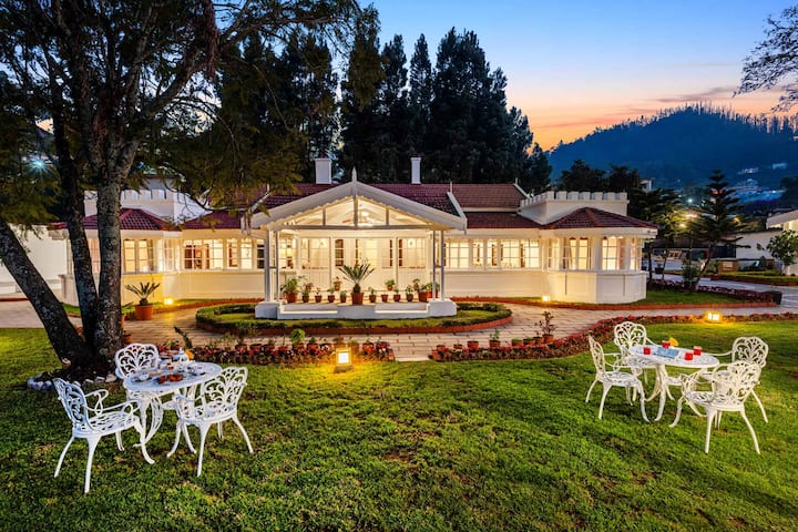 150 Yr Old 5 Bedroom Luxury Villa In Heart Of Ooty - ウダガマンダラム