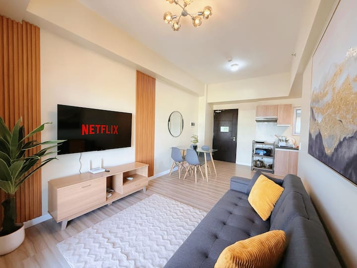 1br Condo Up To 6pax It Park Cebu City - Cebu