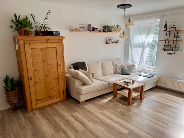 Charming Apartment With Balcony In Good Location - Leipzig