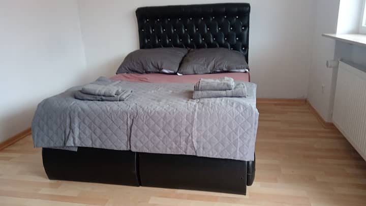 Schwabing: Balkon, Garage, Nahe Englischer Garten - Munich