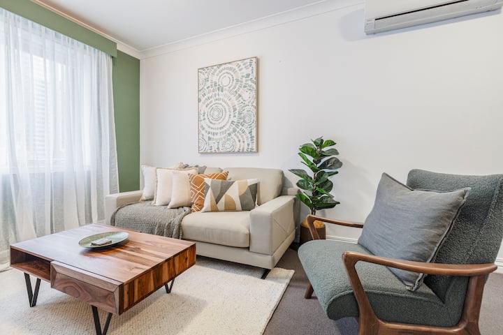 Melbourne City Stay Paris End| Relax In Comfort - Melbourne