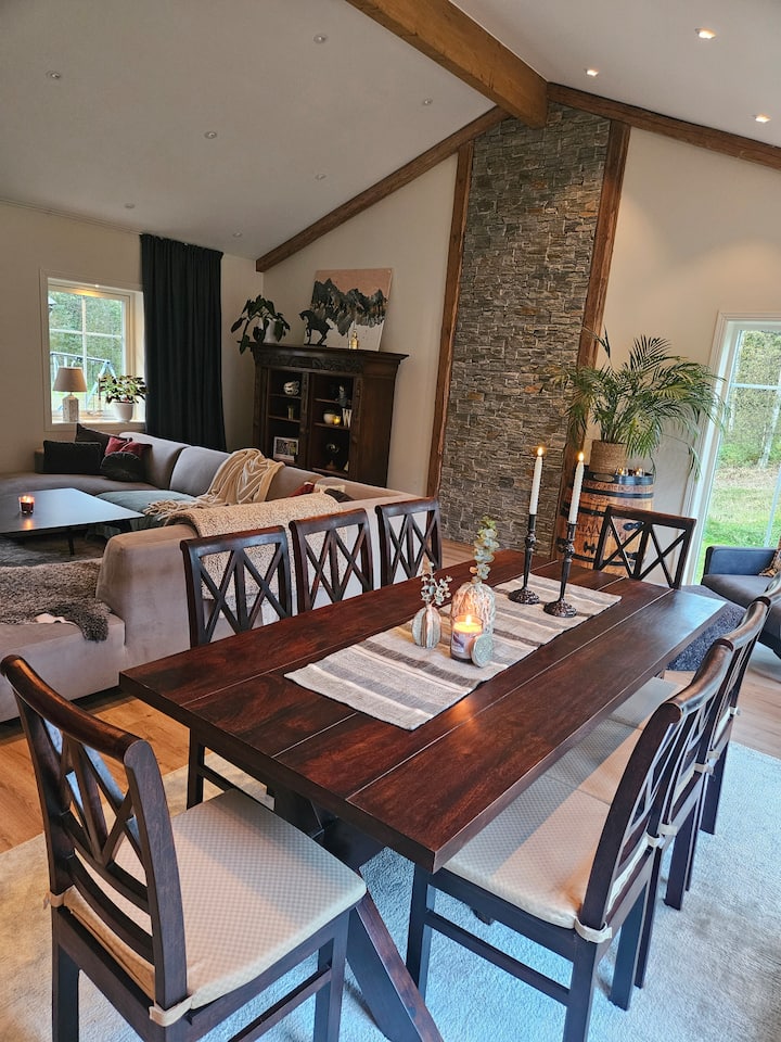 Hus, Pool Och Lantliga Vibes. - Markaryd