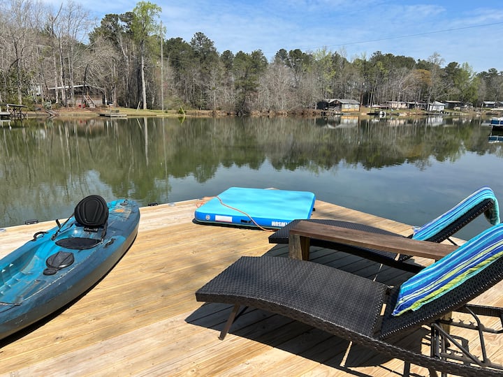 Driftwood Lodge On Lake Harding - On Quiet Cove - Lake Harding